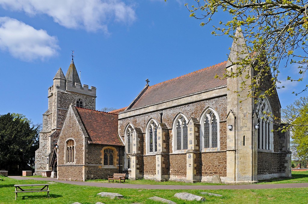 Warfield: St Michael the Archangel - CHR Church