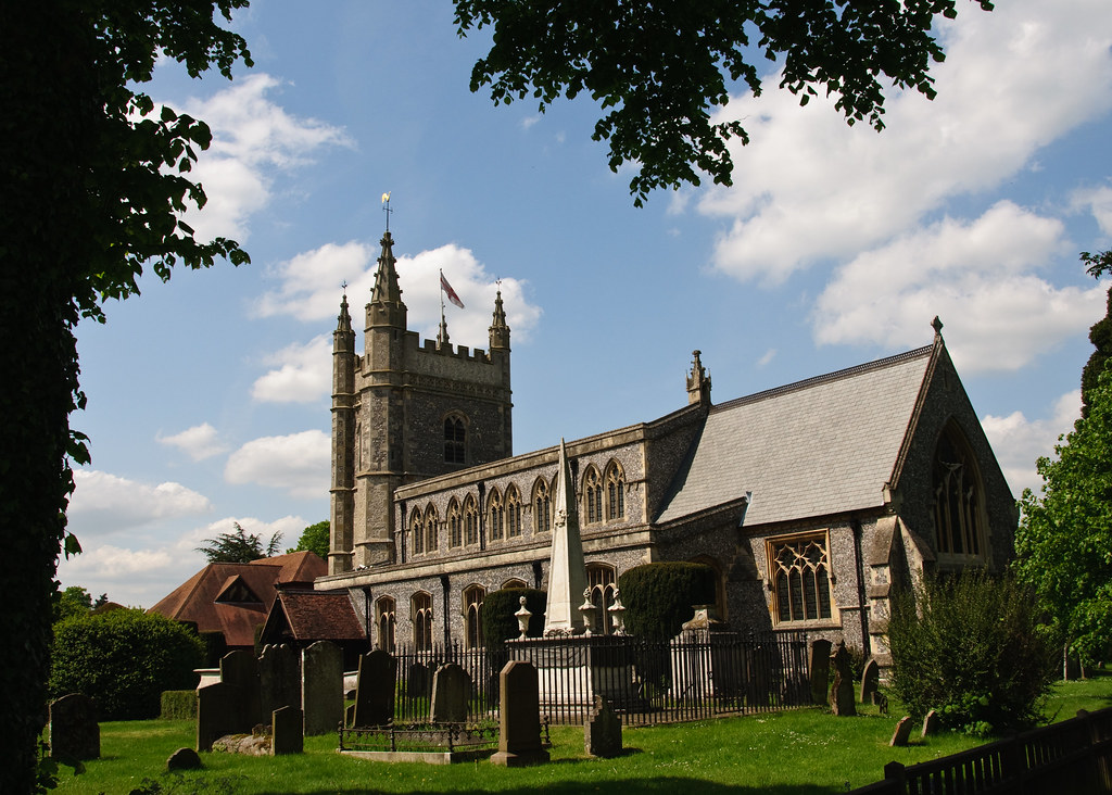 Beaconsfield: St Mary & All Saints - CHR Church